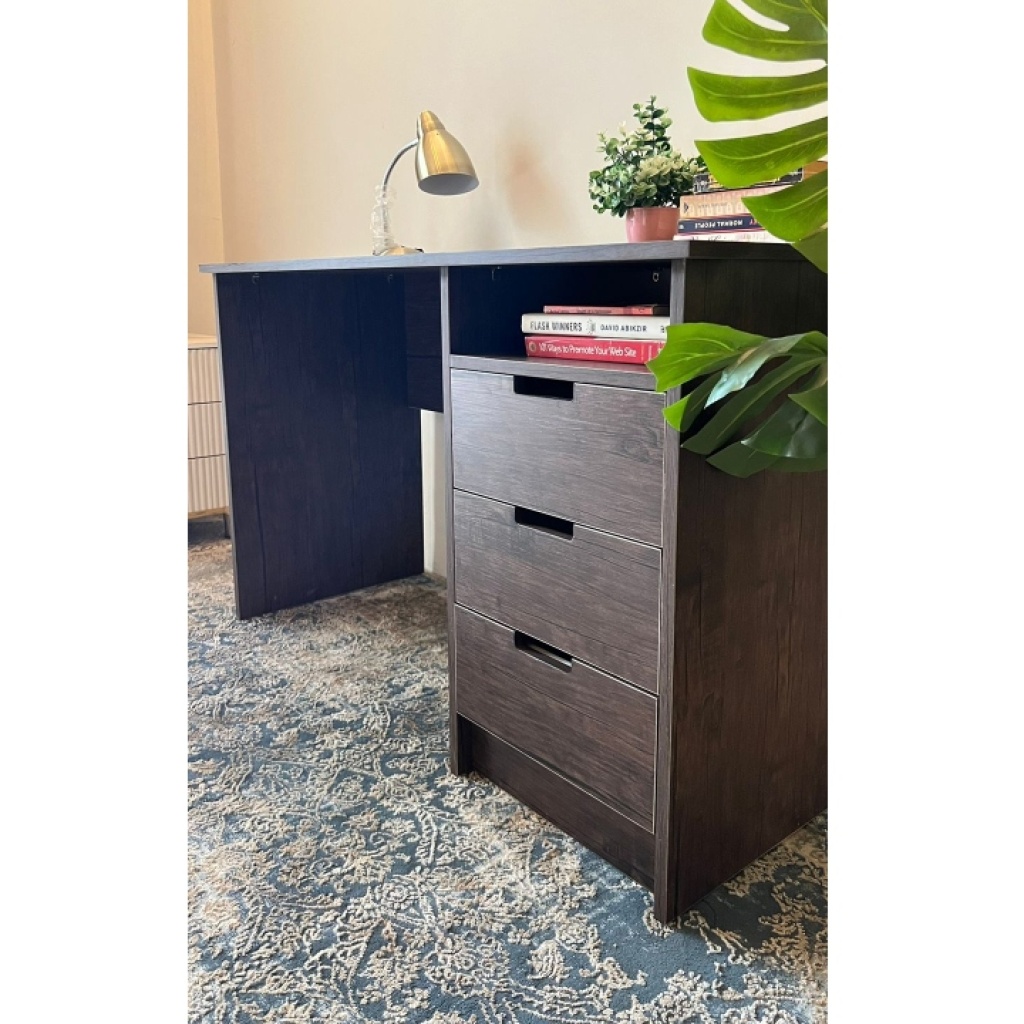 RACLE – Open Shelves & Three Drawer Computer Table – PakTameer
